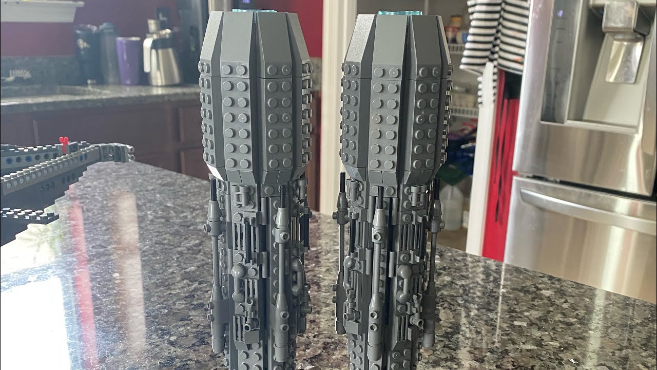 Mould King Venator Live Build Bag 7! - YouTube