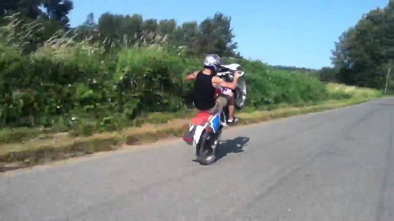 1990 something Honda xr250 wheelie - YouTube
