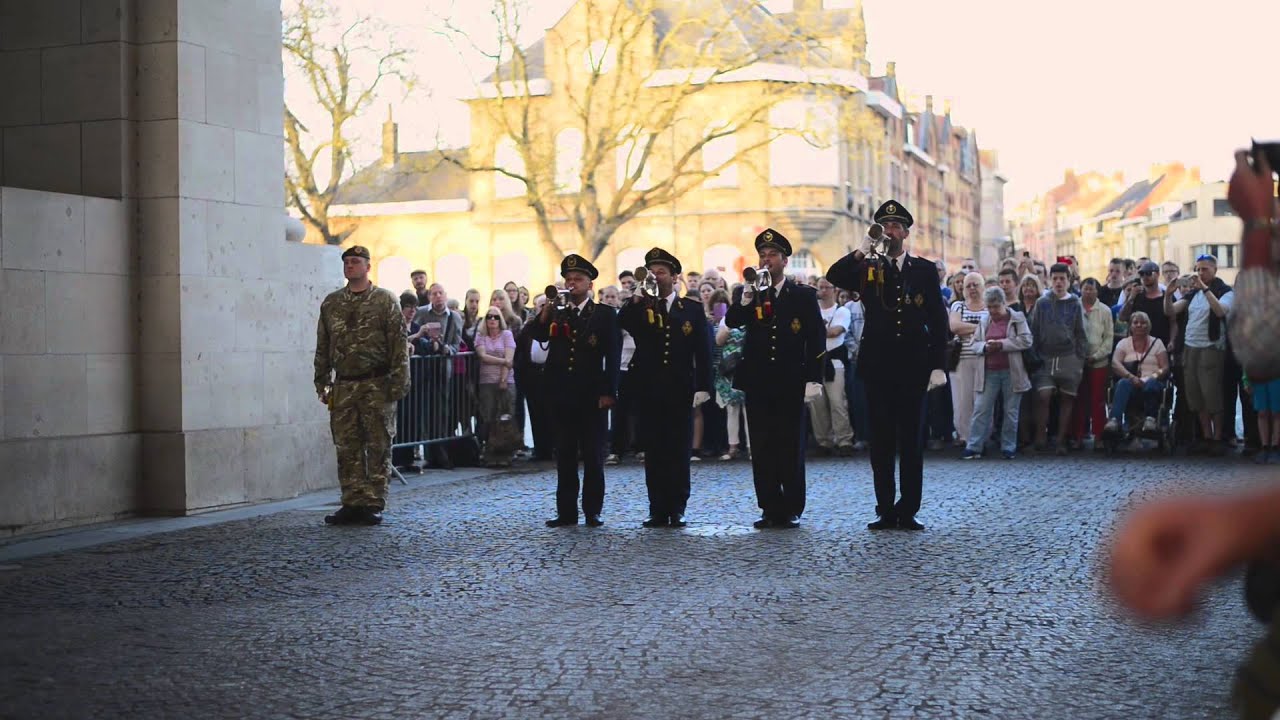 Bugler from 1st Battalion The Duke of Lancaster's Regiment 1 Lancs ...
