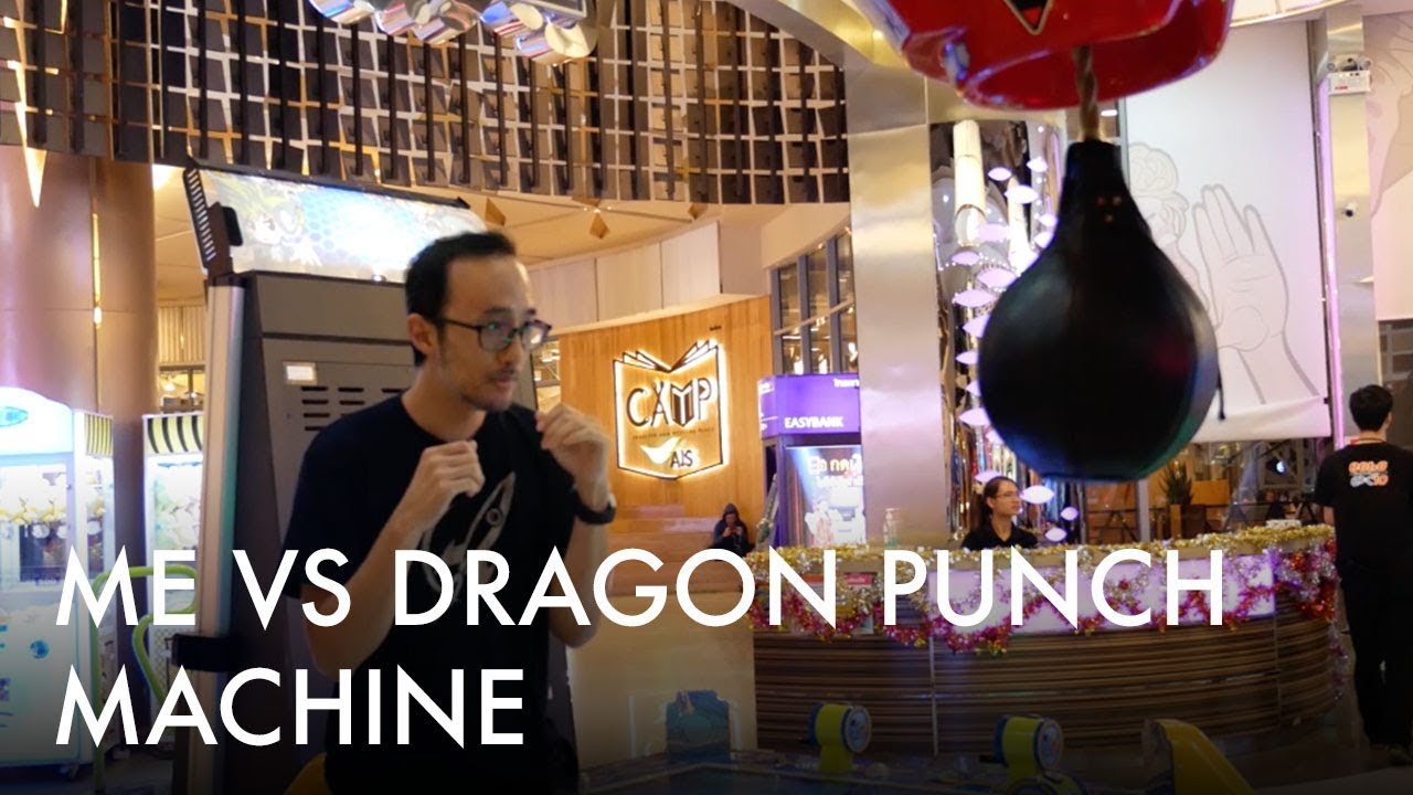 I punch a Dragon Punch machine at the Maya Mall, Chiang Mai - YouTube