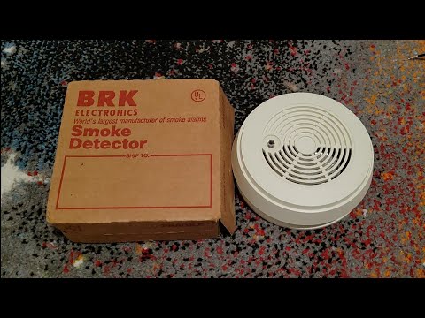 BRK Electronics 1839ACI Smoke Alarm Overview and Test - YouTube