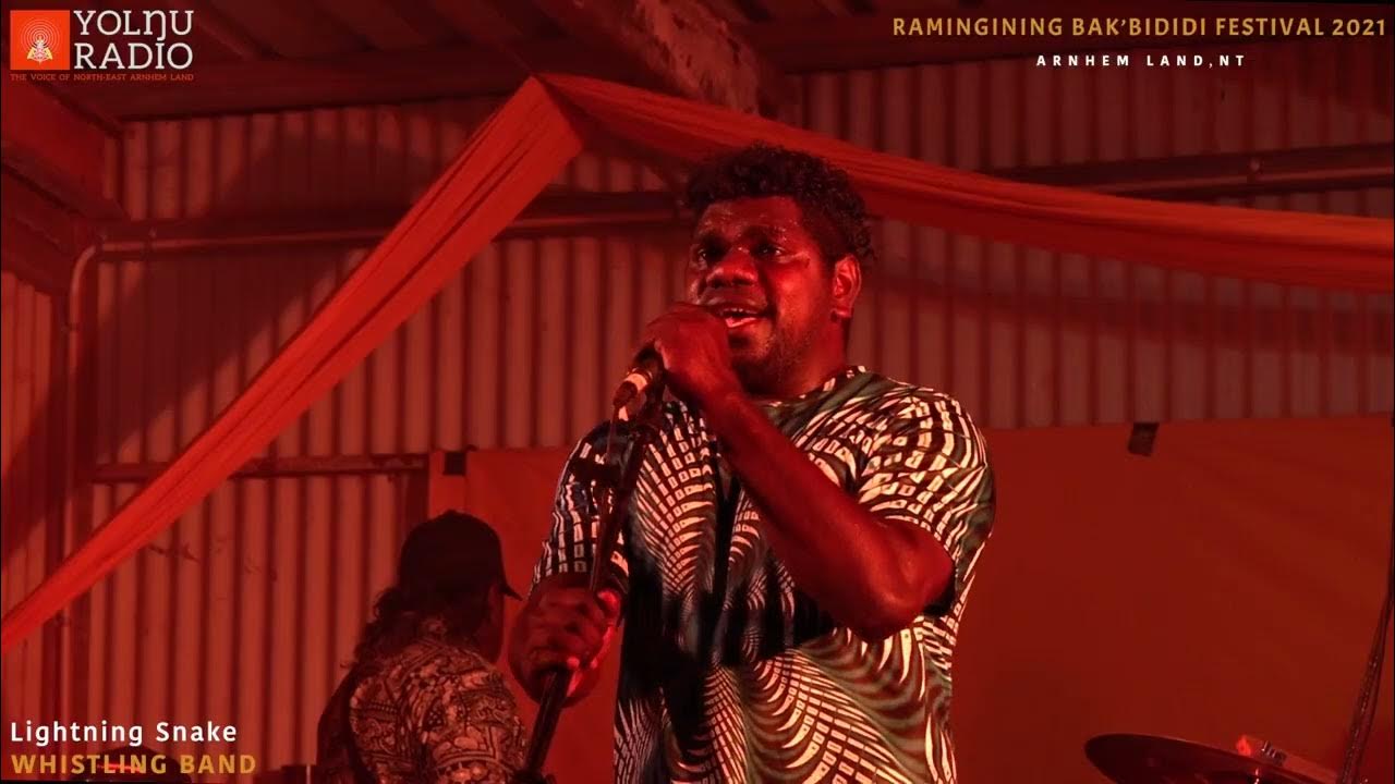 Whistling Band – Lightning Snake - YouTube