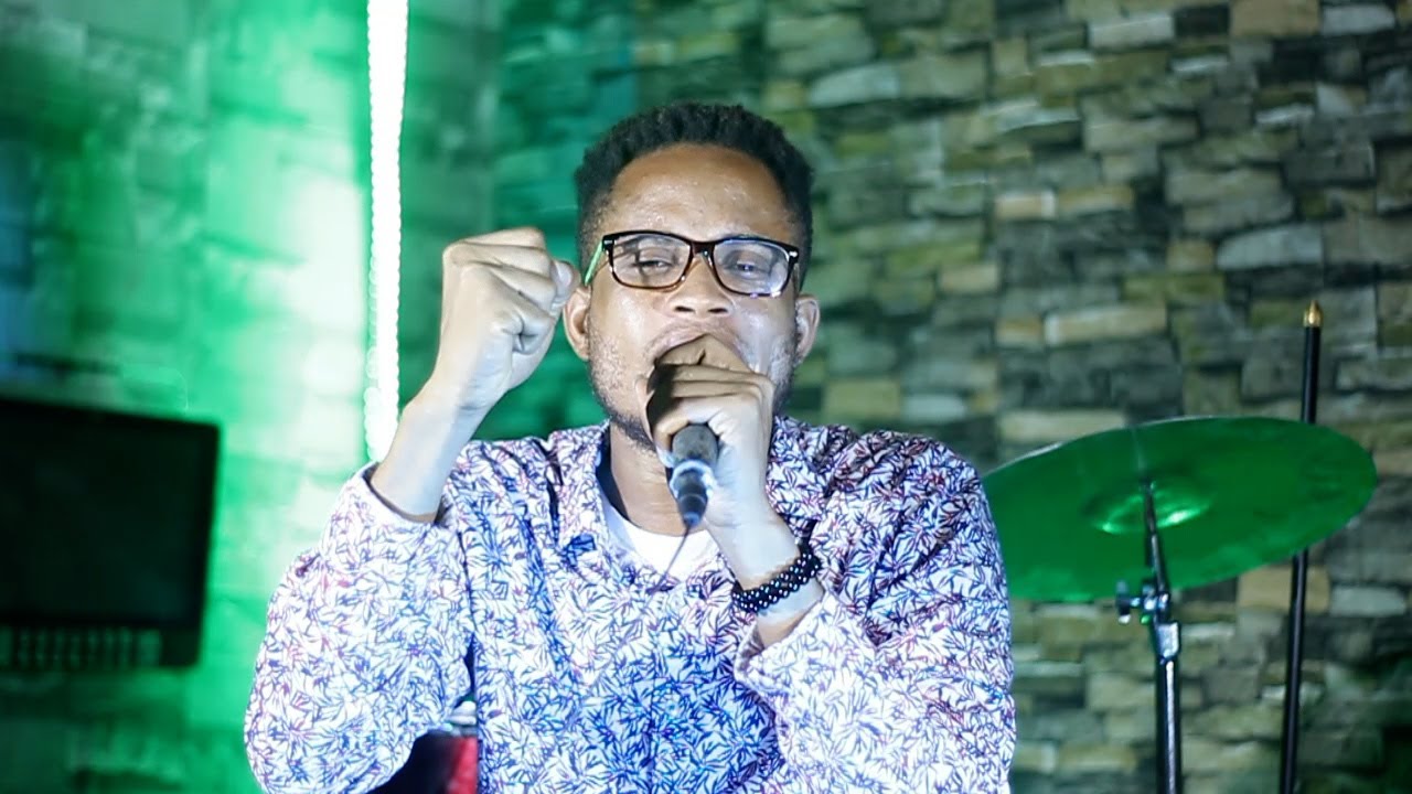 GOD's Servant Marvelous Frank Gadi is Gifted in Worship... Wow ...