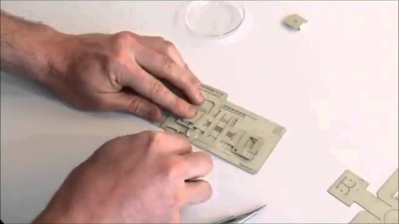 Assembling foldscope - YouTube