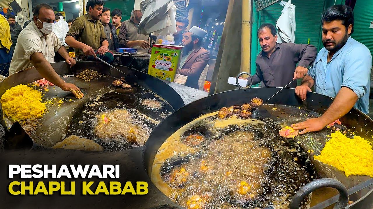 Taj Mahal Nalli Chapli Kabab Yakatoot Gate Peshawar | Break Big Bones ...