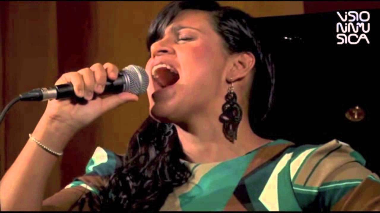 Karima trailer live show - YouTube