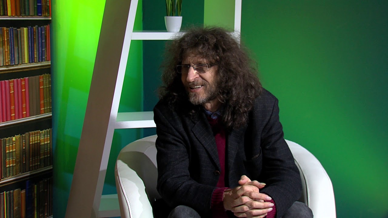 Dialog Adi Smolar - YouTube