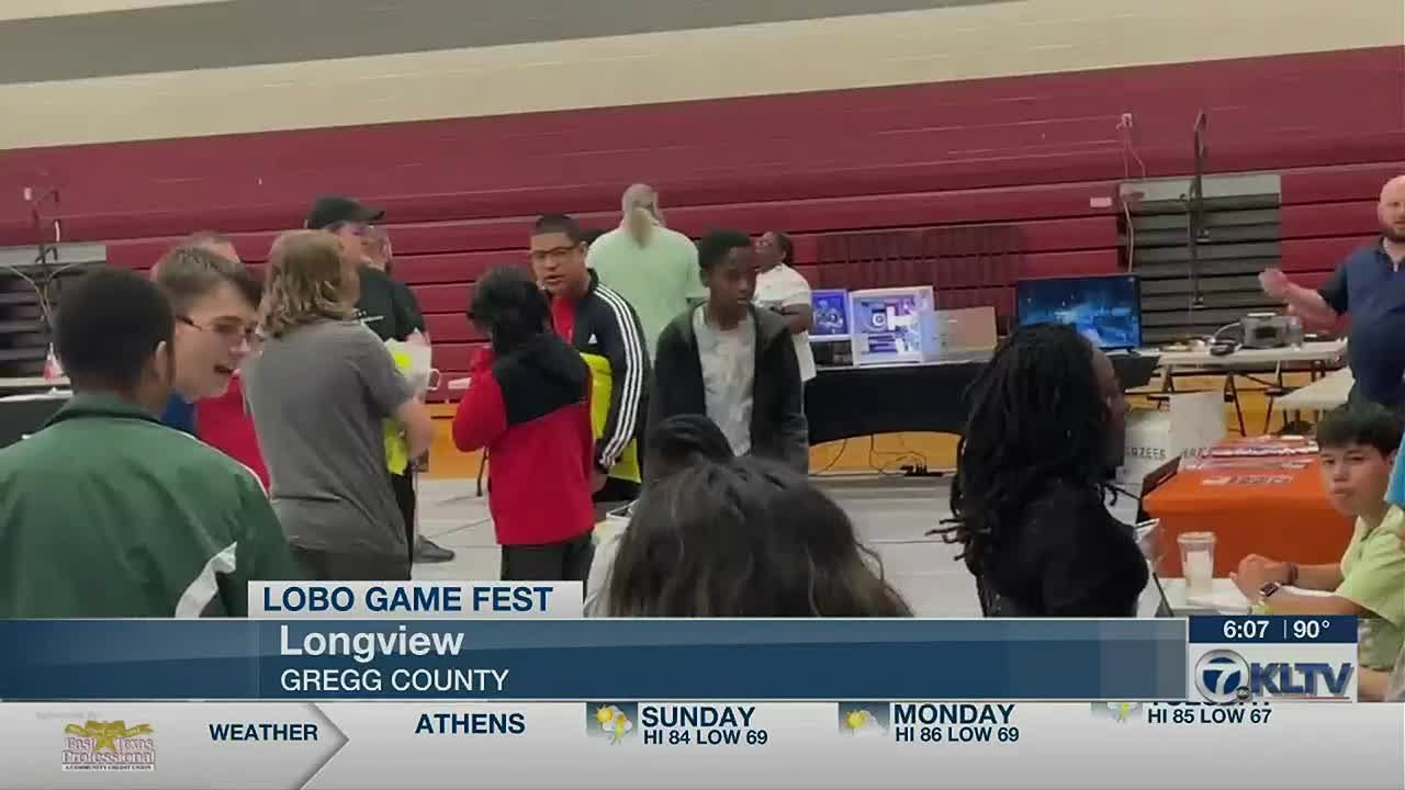 Longview middle school holds Lobo Game Fest - YouTube