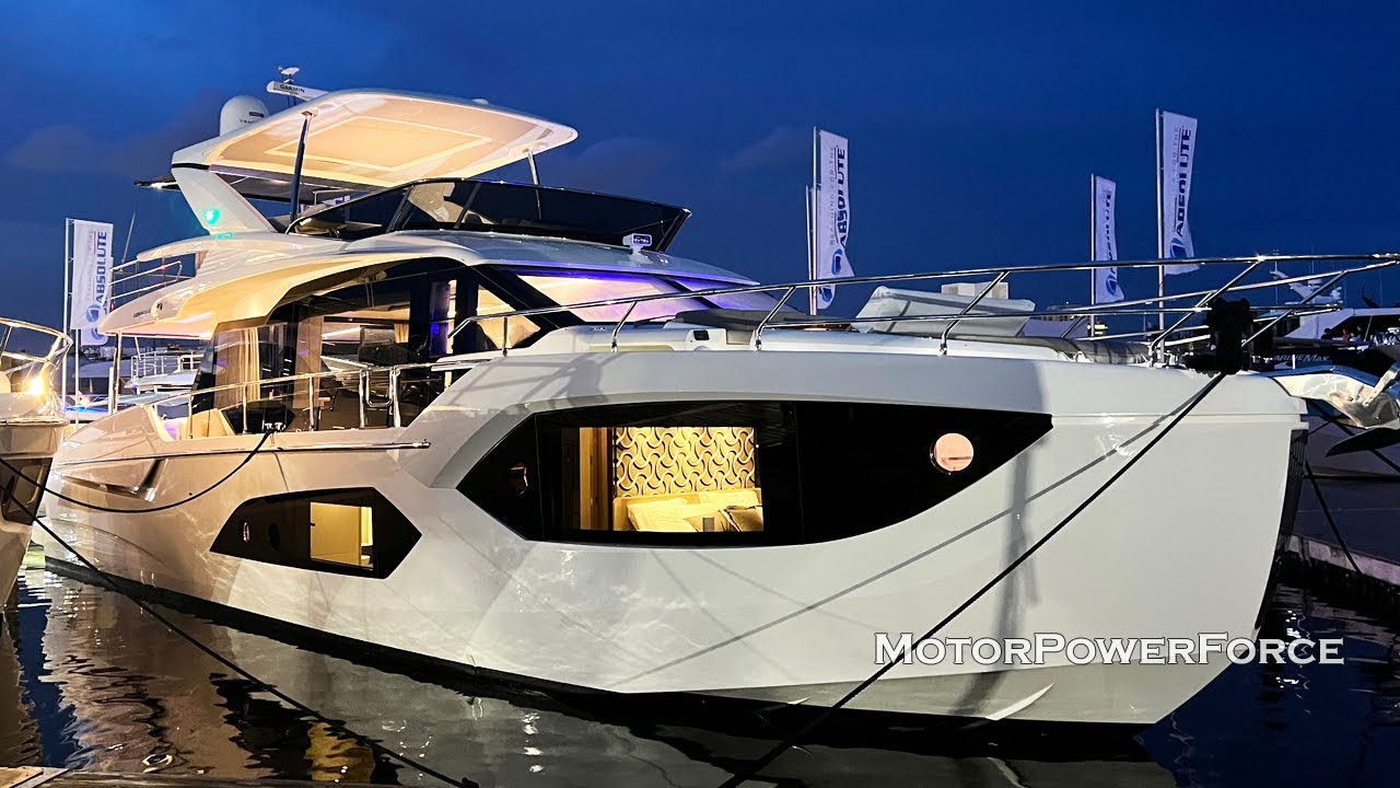 2022 Absolute 60 Flybridge Yacht - YouTube