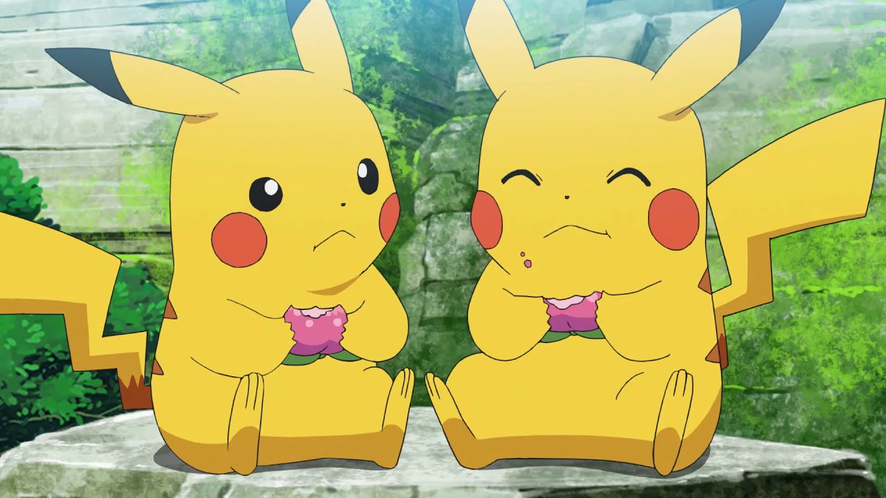 Two Pikachus eating Pecha berries - YouTube