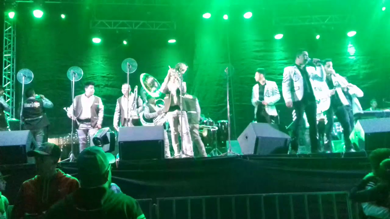 Banda marinos 2018 Huancito mich - YouTube