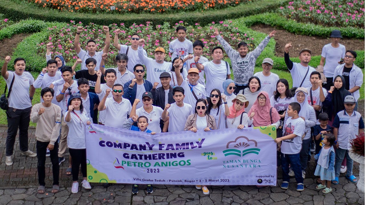 FAMILY GATHERING AJP || VILLA GRAHA TEDUH - YouTube