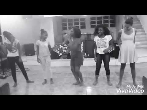 #Primeira vez das meninas dançando