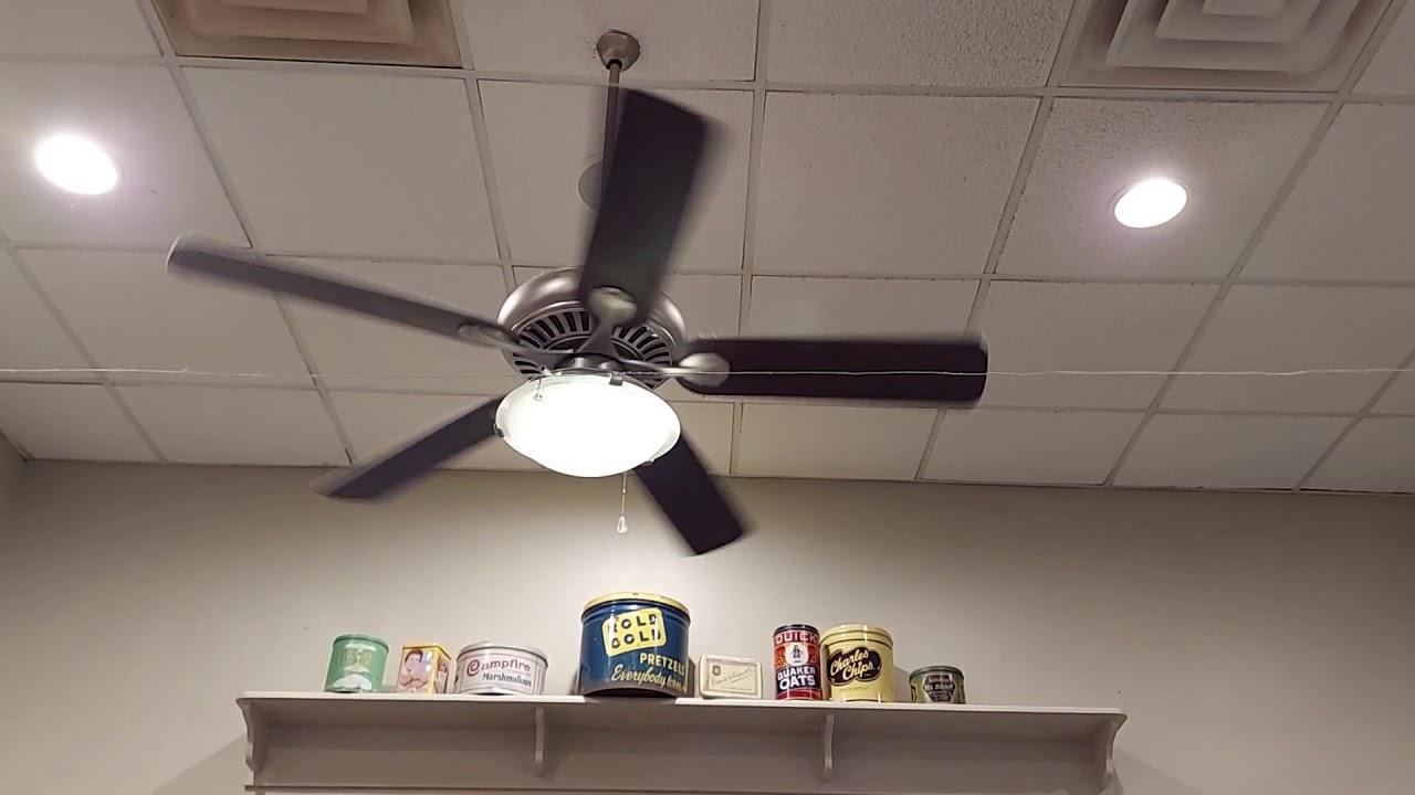 Various Ceiling Fans At Village Family Restaurant. - YouTube