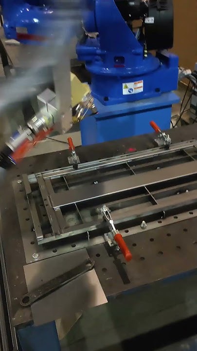 Pdkj Robot Laser Welding Machine Applied To The Hardware Industry Welding Iron 2 0mm Battery
