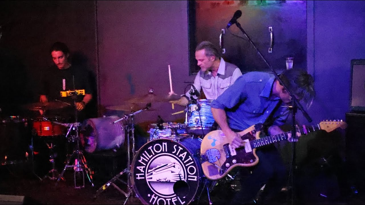 Infinity Broke,live at The Hamilton Station Hotel 22/5/25. - YouTube