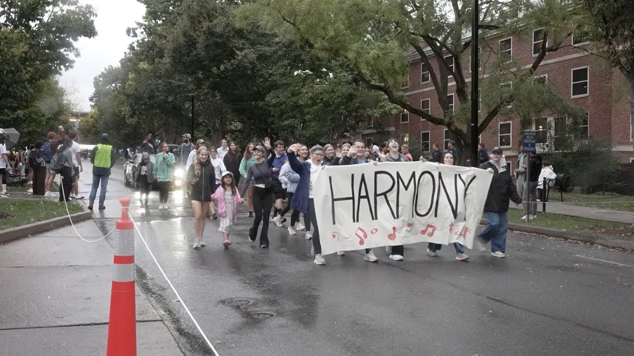 Penn State Homecoming: Parade Connects Alumni, Students and Residents ...
