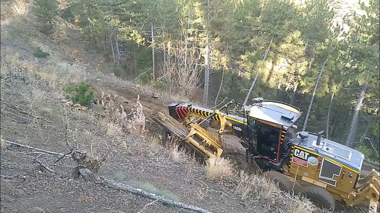 CAT 140M GRAYDER ORMAN CANAVARI~ FOREST MONSTER~#grader #nasılyapılır # ...