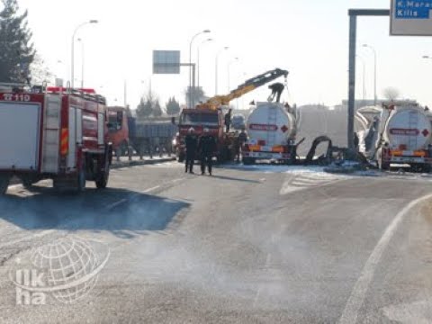Kaza Yapan Mazot Yüklü Tanker Yandı - 25 Şubat 2012