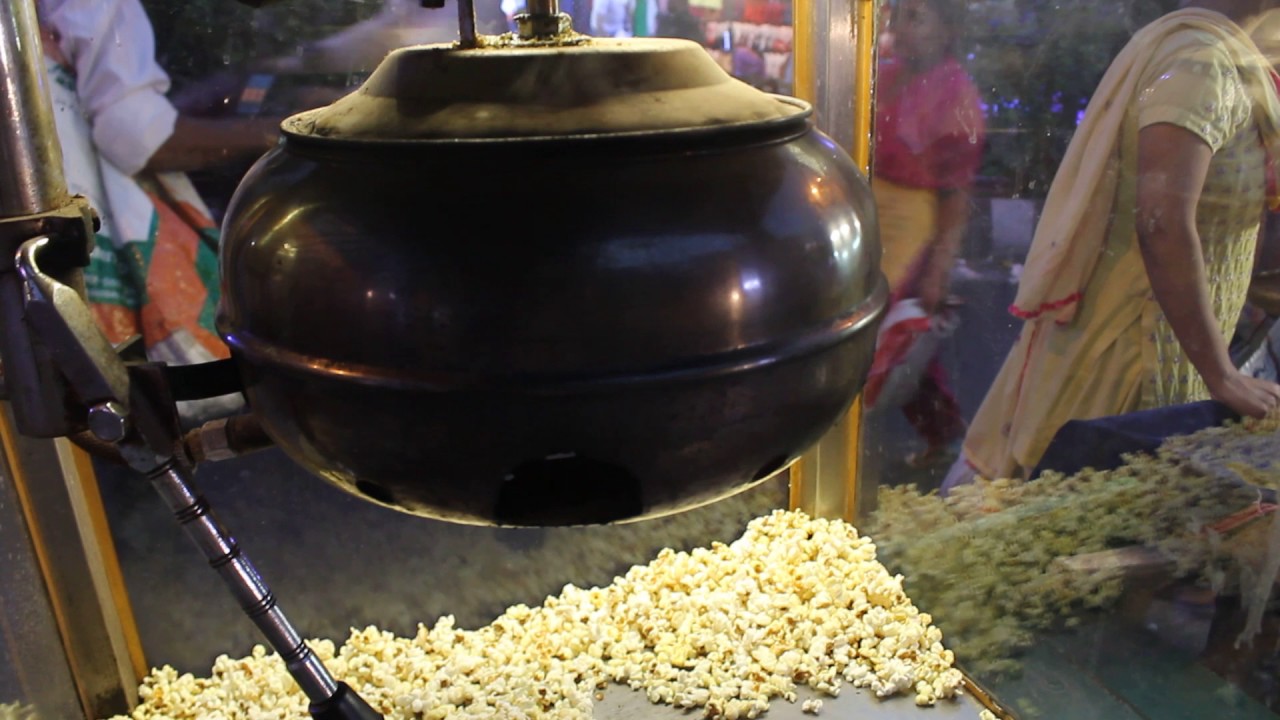 Popcorn using Indian style machine /Make in India: Indian Street Food ...