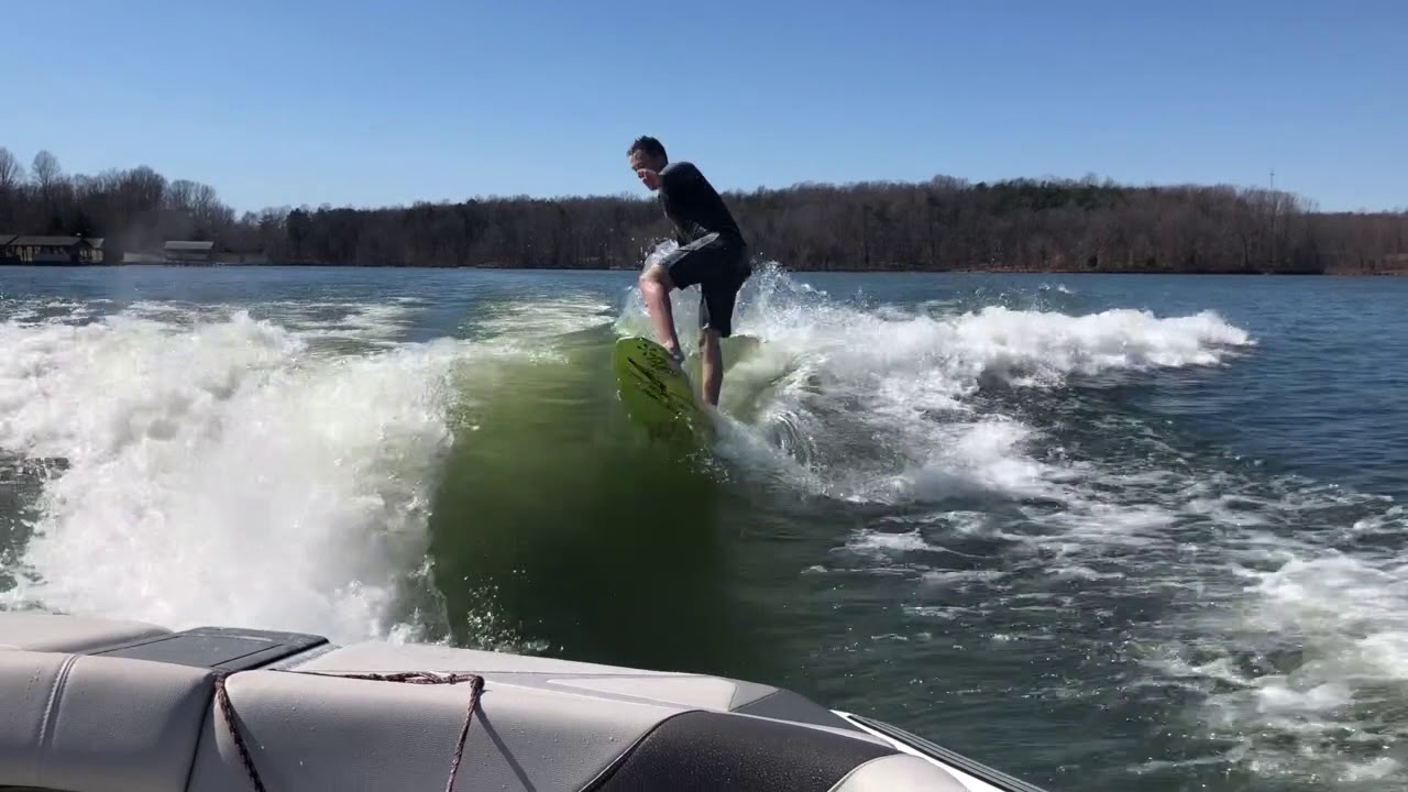 Wake Surfing Lake Anna March 2018 - YouTube