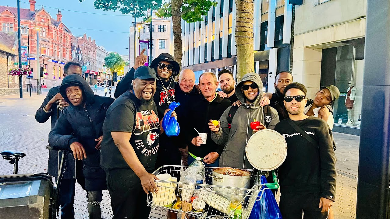 COOKING FOR THE HOMELESS We Fed Over 5000 People In A Community Over 10 ...
