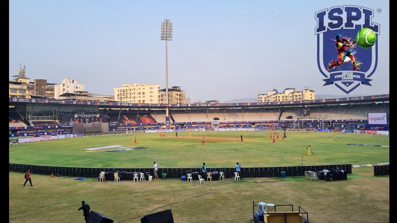 पहिल्यांदाच गेलो स्टेडियम मध्ये मॅच पहायला 🏏 | ISPL Final Match # ...