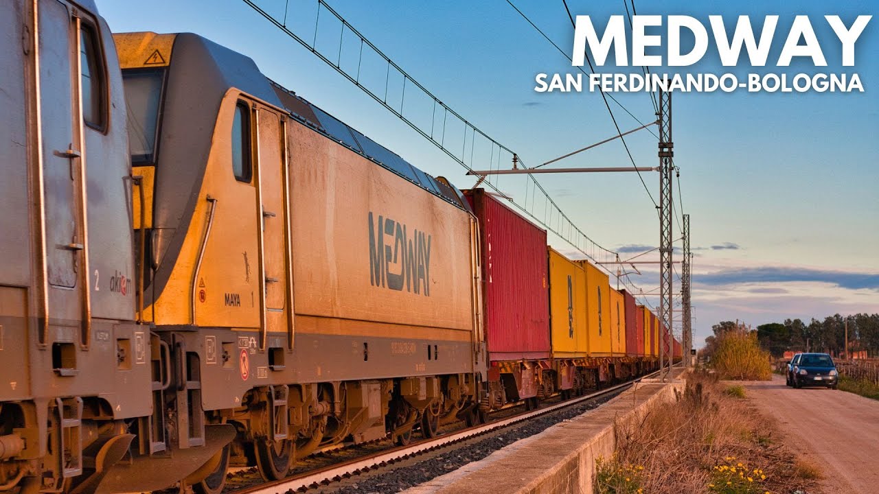 DOPPIA LOCOMOTIVA PER IL MERCI DI CONTAINER MSC DI MEDWAY S.FERDINANDO ...