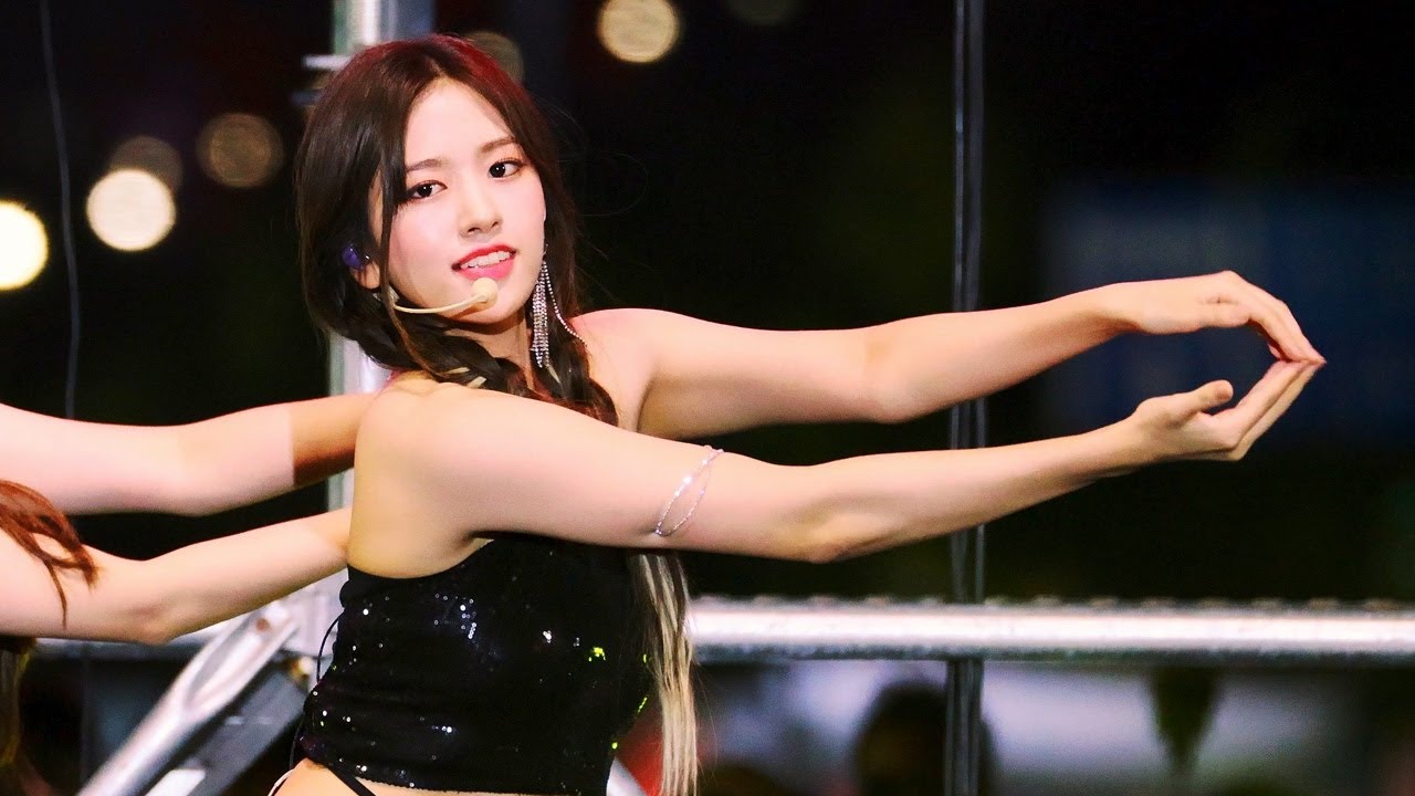 220917 아이브 안유진 : AFTER LIKE 무대 직캠 ( IVE AN YUJIN fancam) @ 2022 청년의 날 ...