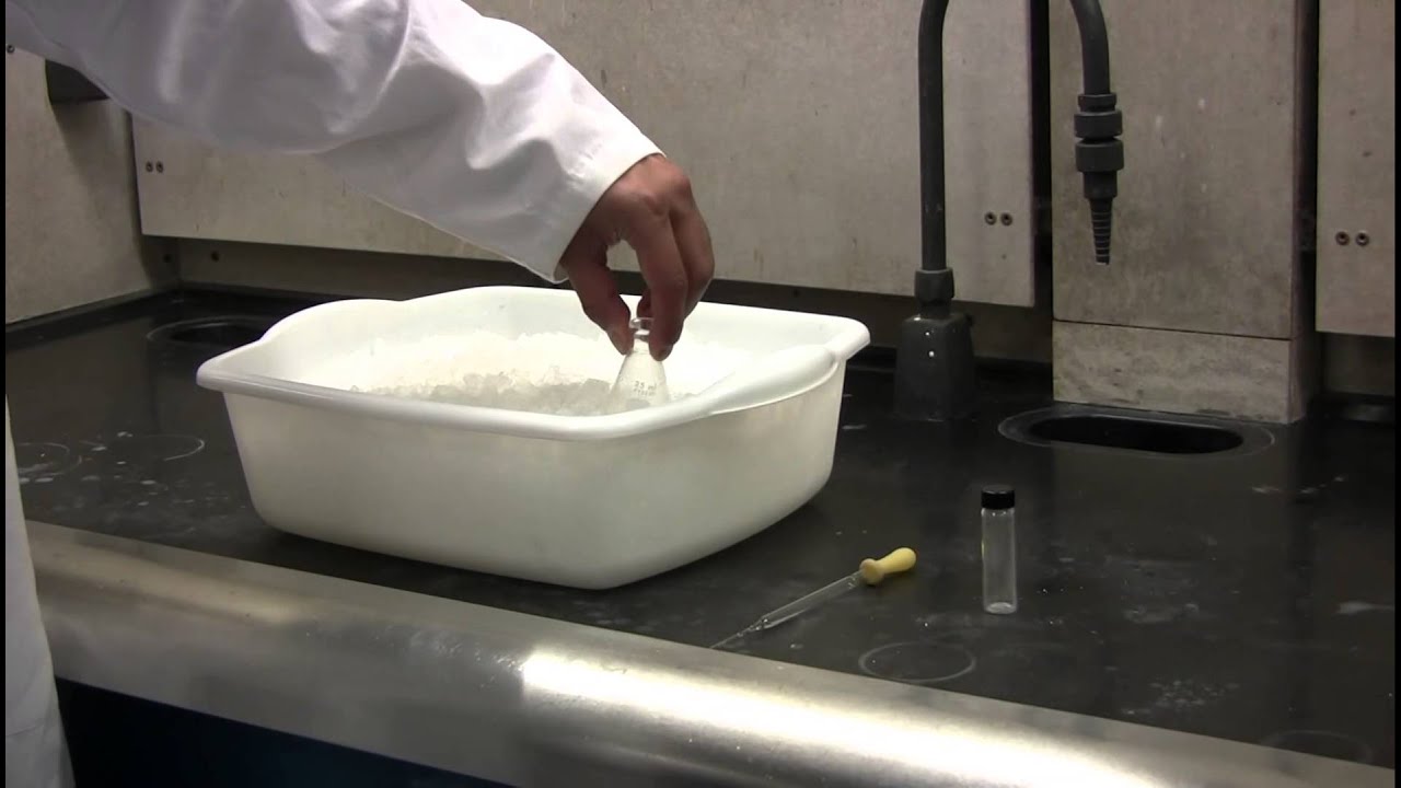 Recrystallization With Solvents - YouTube