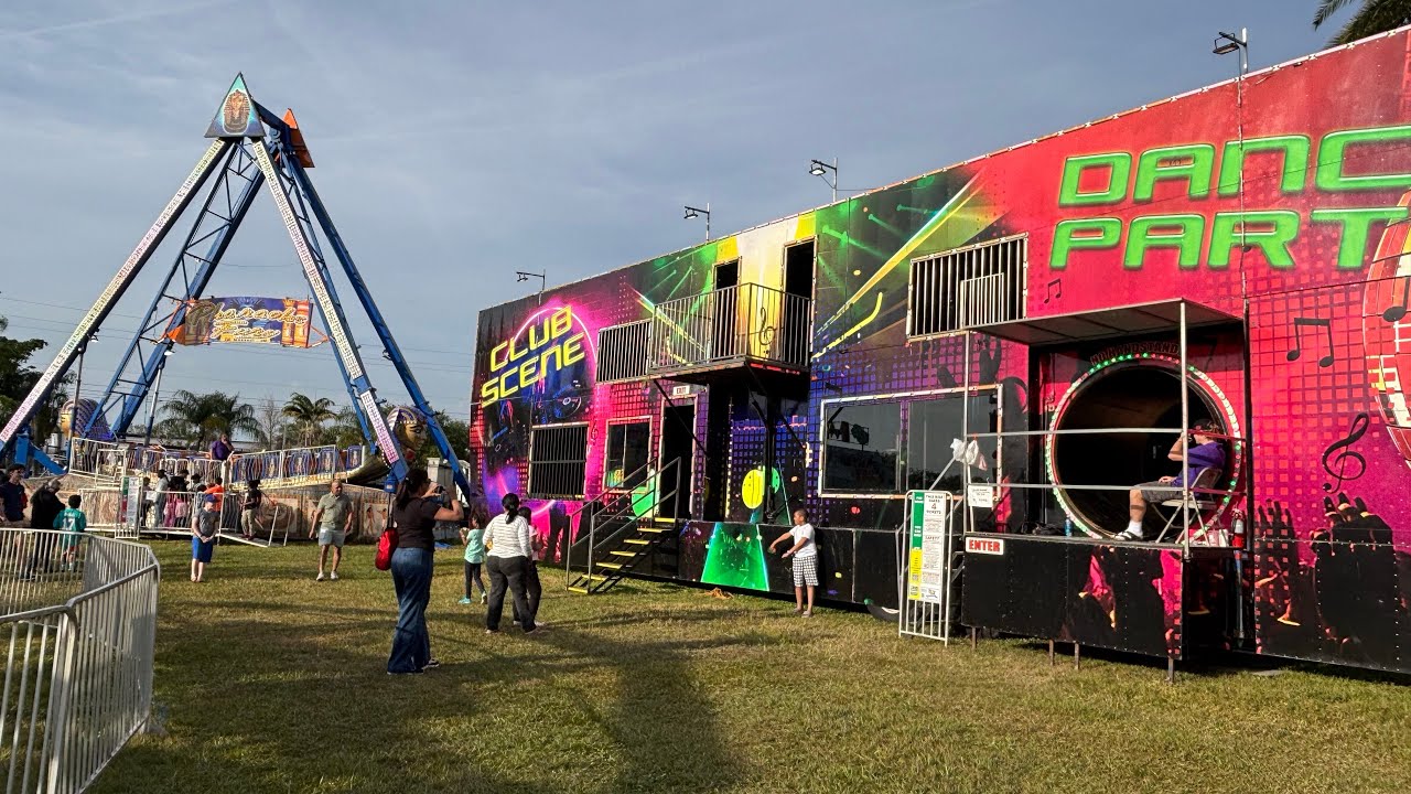 St. Bernadette Catholic Church Carnival. #fair #carnival - YouTube