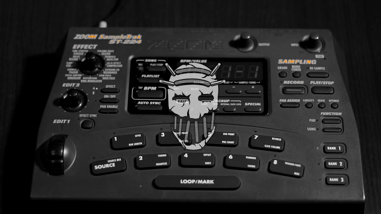 Robert Wynand - Zoom Sampletrak St 224 - YouTube