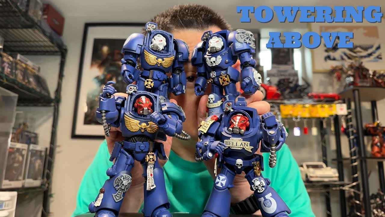 Comparison of JoyToy x Warhammer 40K Space Marine Ultramarines ...