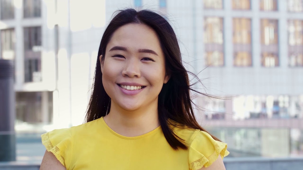 Dr. Leanh Nguyen Discovers Psychotherapy & Living - YouTube