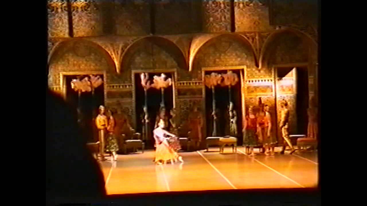 la bayadere elisabeth platel le serpent - YouTube
