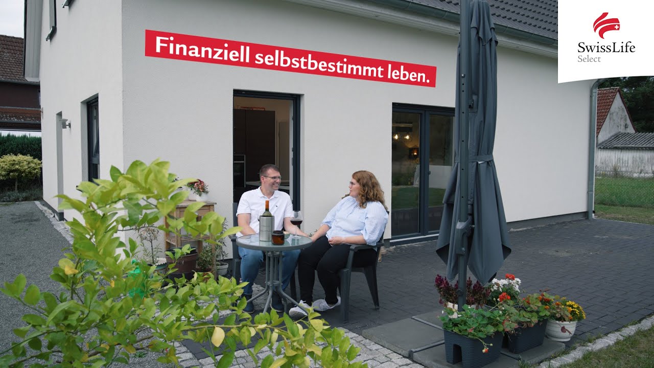 Lebenswelten: Träume leben mit Familie Hacker | Swiss Life Select - YouTube