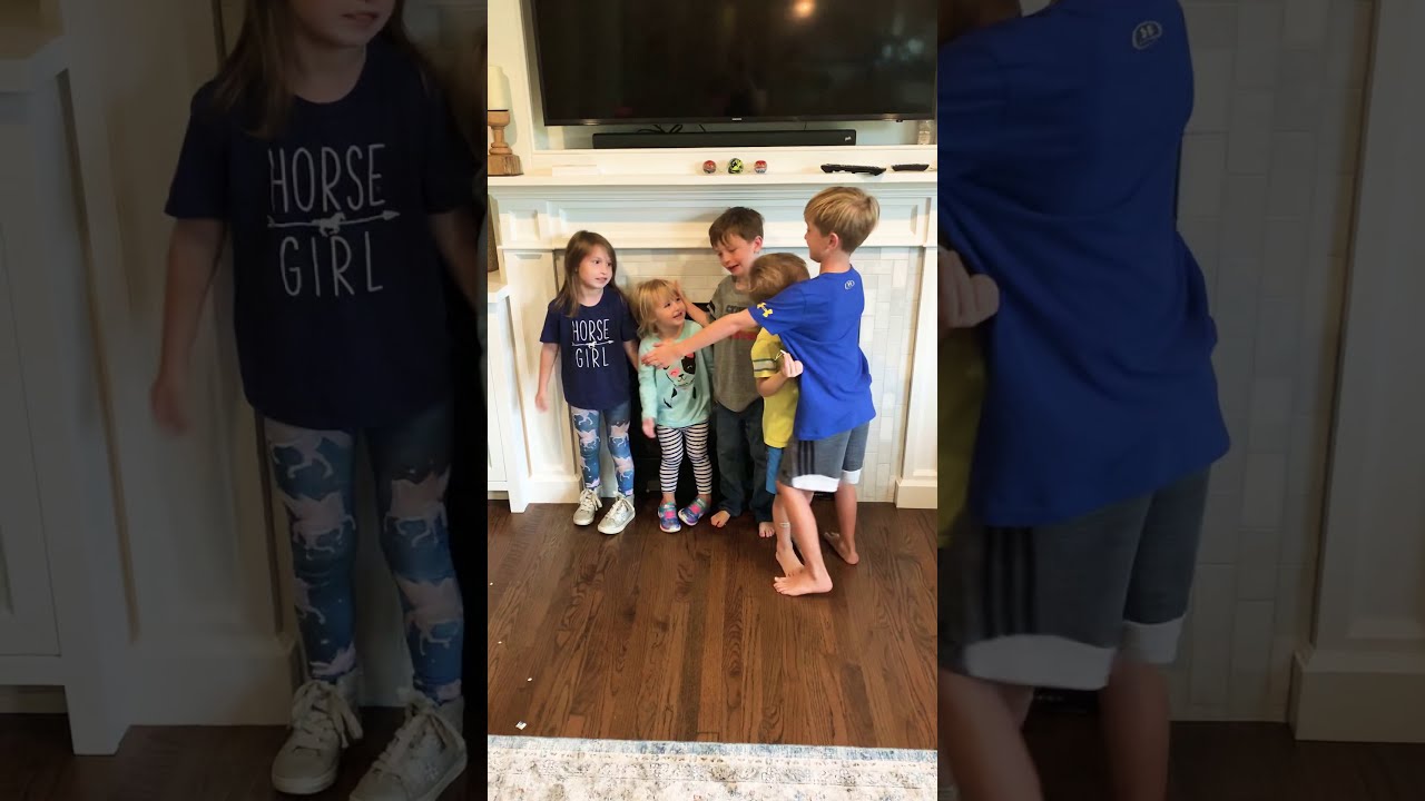 Hugs 🤗🐓🐓 - YouTube