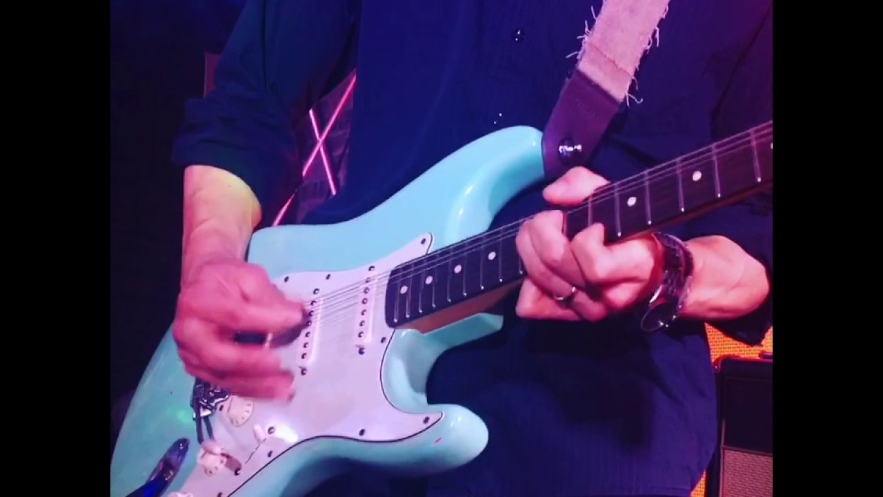 Loren Turner from Taryn Cross band playing "Scar Tissue" by Red Hot ...