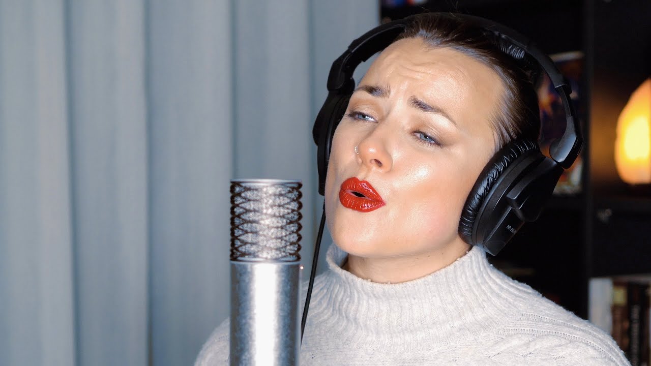 Sarah Lewis - Picture Me Better (Weyes Blood Cover) - YouTube