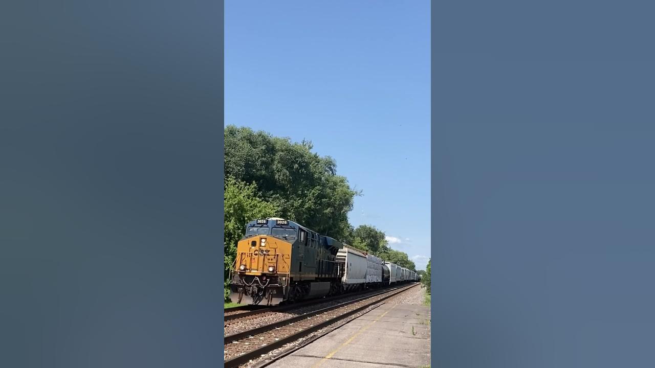 CSX ES44AH 3026 solo leads EB CSX Manifest in Nappanee Indiana - YouTube