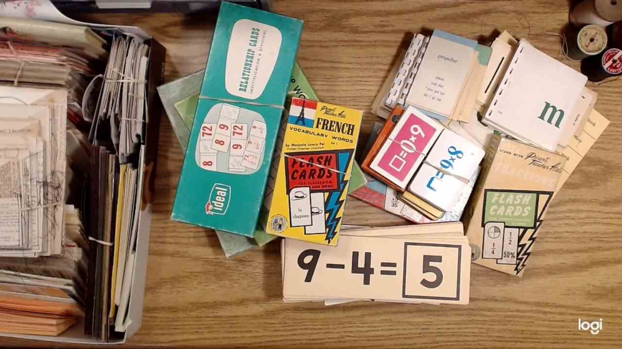 Flash card destash, plans for journal cards, chit chat - YouTube