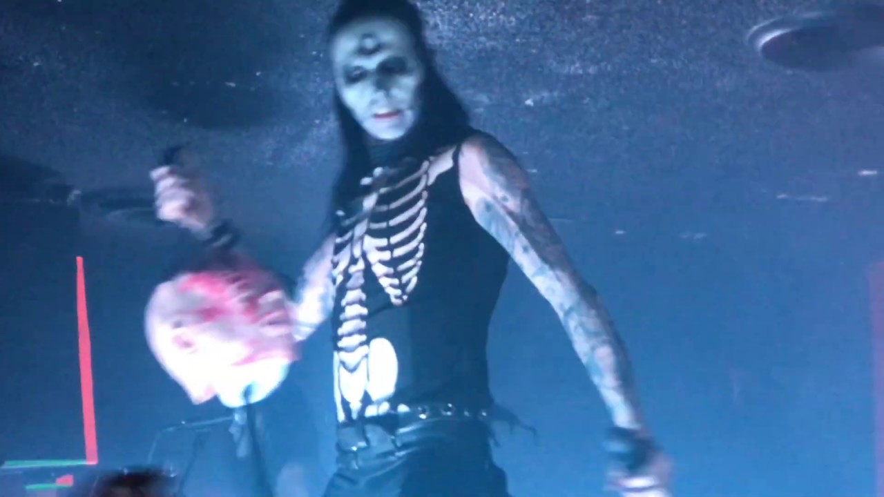 WEDNESDAY 13 in 4K live in Sacramento, California Nov 23rd, 2018 - YouTube