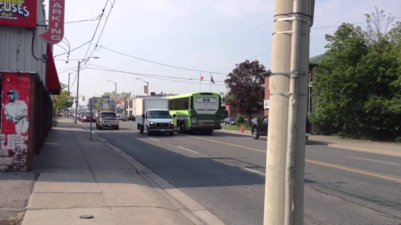 GO Transit 2339 Not In Service - YouTube