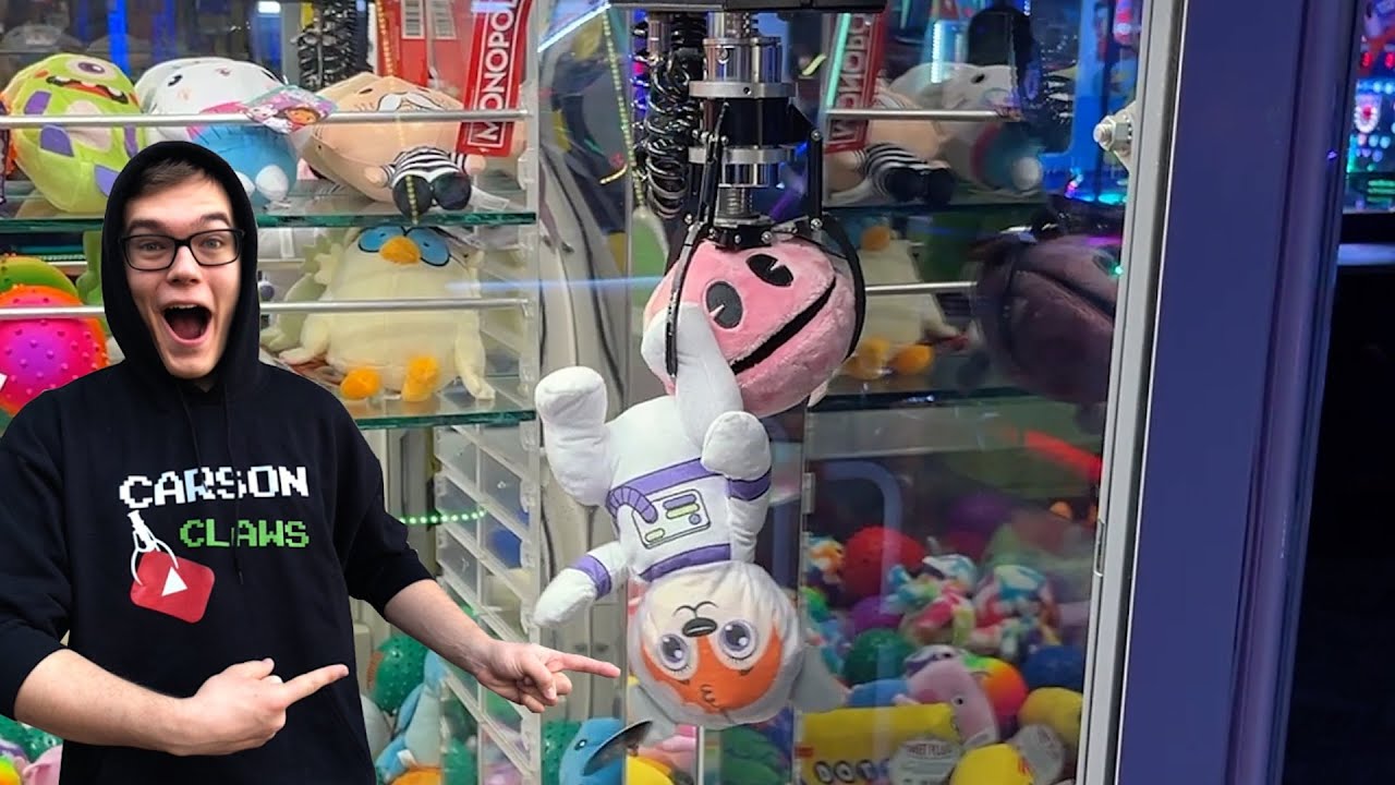 Impossible Double Claw Machine Arcade Game Win! - YouTube