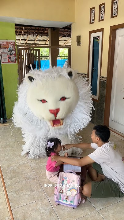 Alika lagi belajar sama a kevin di ganggu can macanan - YouTube