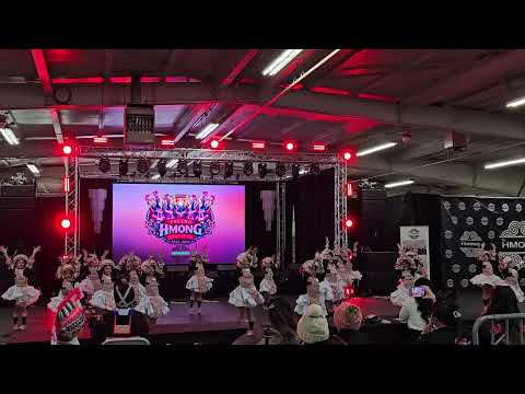 Clementine Hmong Dance~ Fresno Hmong New Year 2025-26