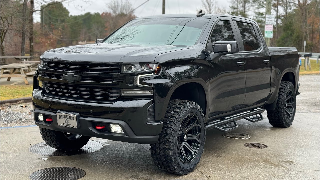 NEW 35s ON LEVELED TRAIL BOSS! - YouTube