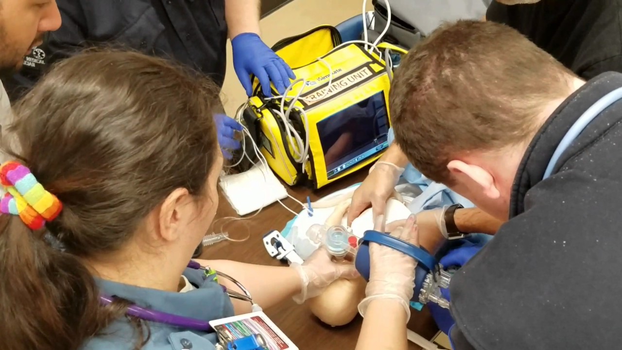 Emily neo natal recessitation - YouTube