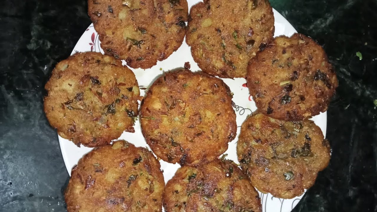 Hari Dhaniya aloo tikki| desi khana | desi kitchen | cook smart | smart ...