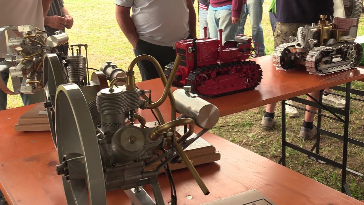 Hand-built scale old tractors and running miniature engines - Start up ...